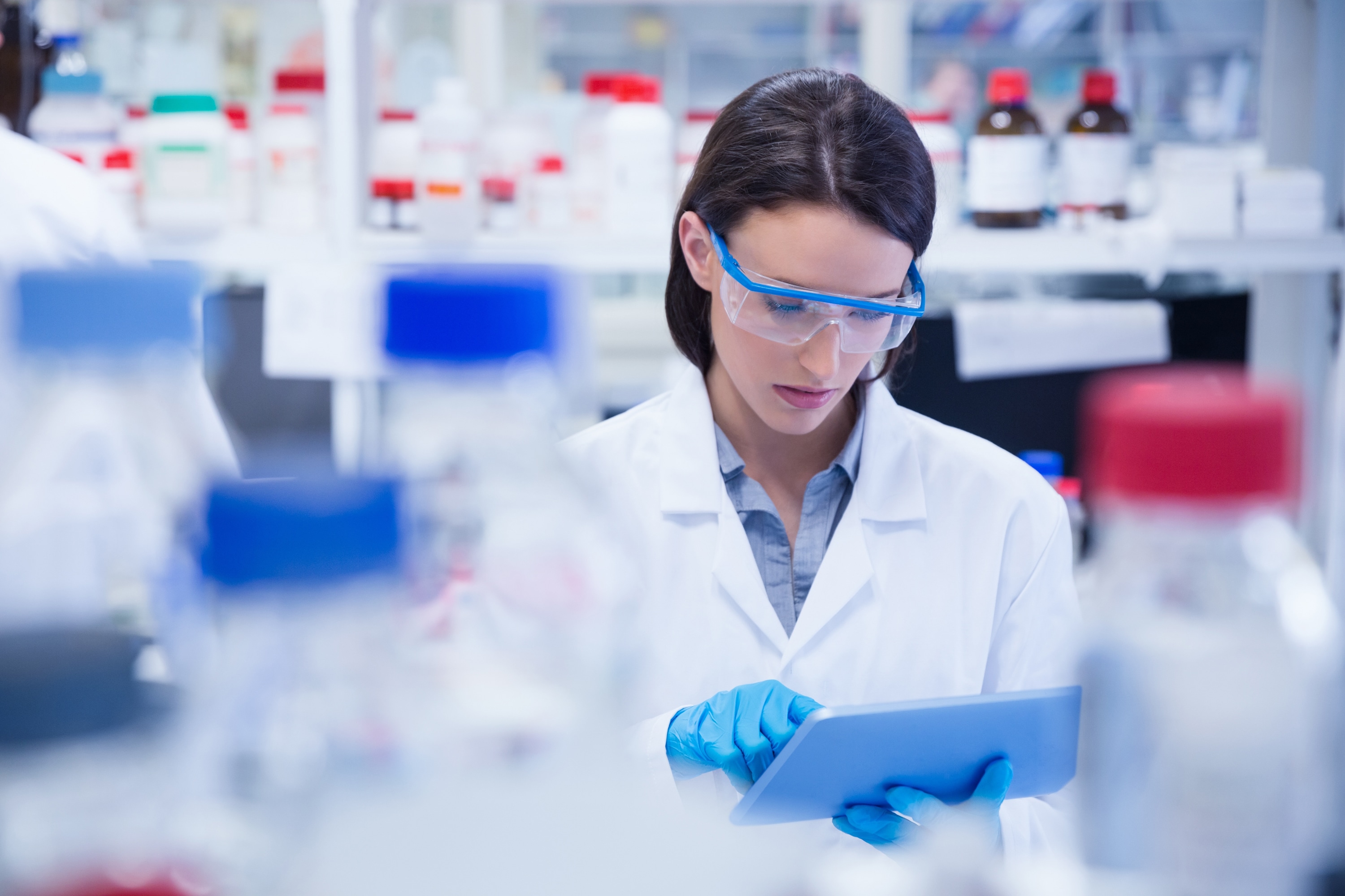 The Use of MassLynx Open Access for LC/MS Accurate Mass Measurements ...